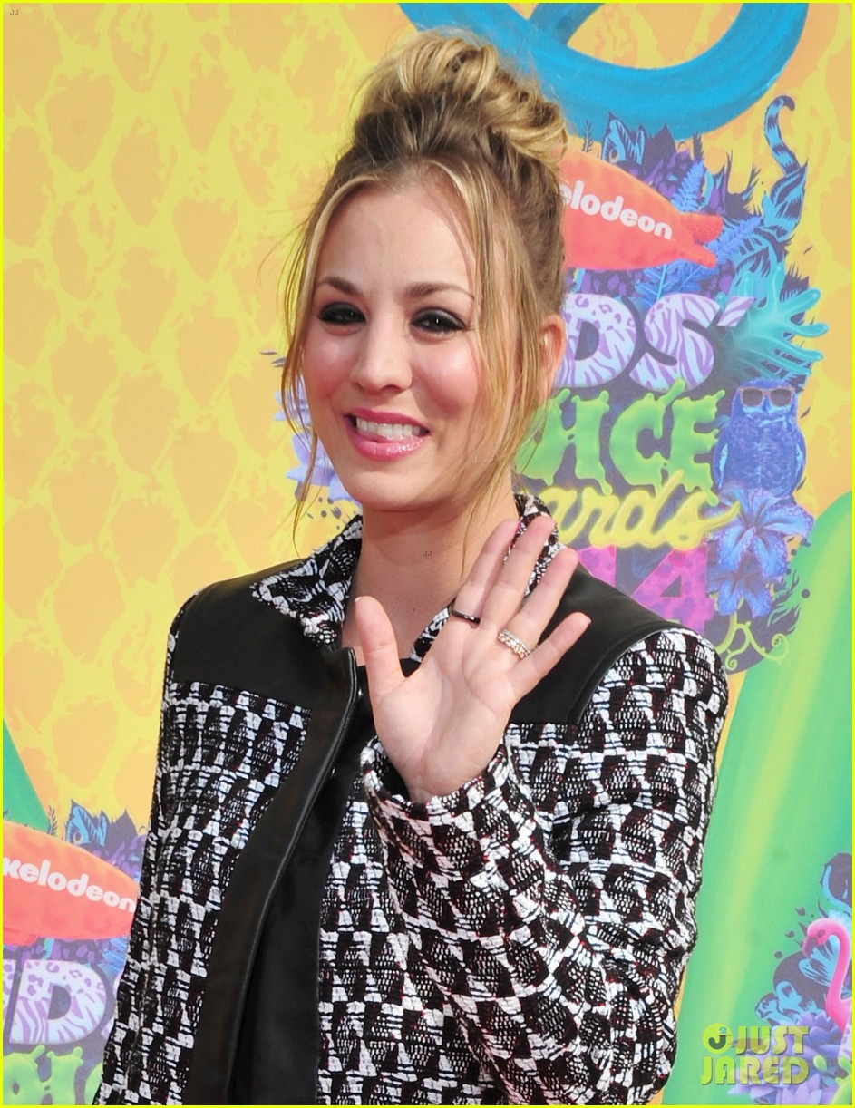 Kaley Cuoco Makes a 'Big Bang' at Kids' Choice Awards 2014: Photo ...
