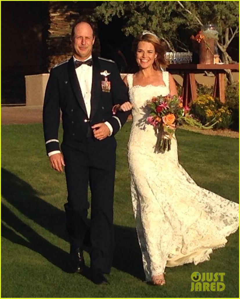 Savannah Guthrie is Pregnant & Married! Watch Her Announcement Here ...