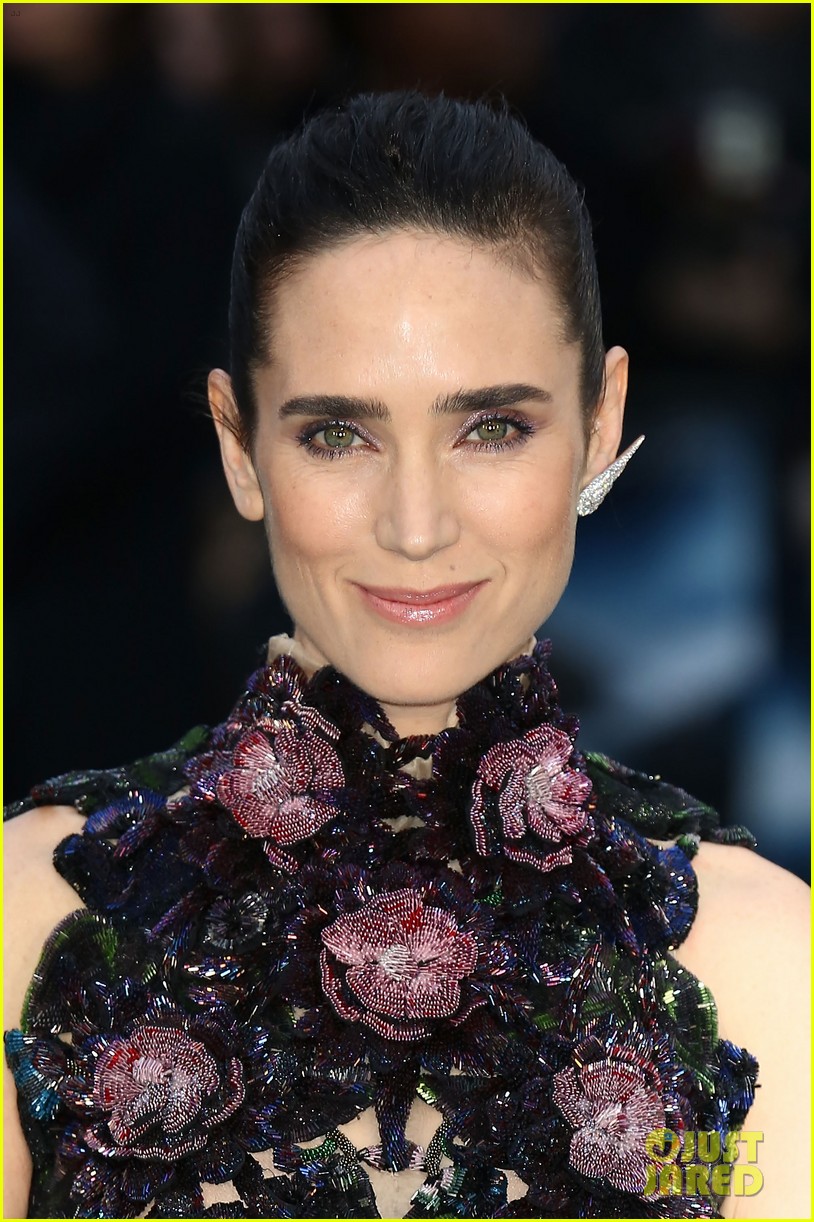 Valjean & Javert Reunite! Hugh Jackman Supports Russell Crowe at 'Noah ...