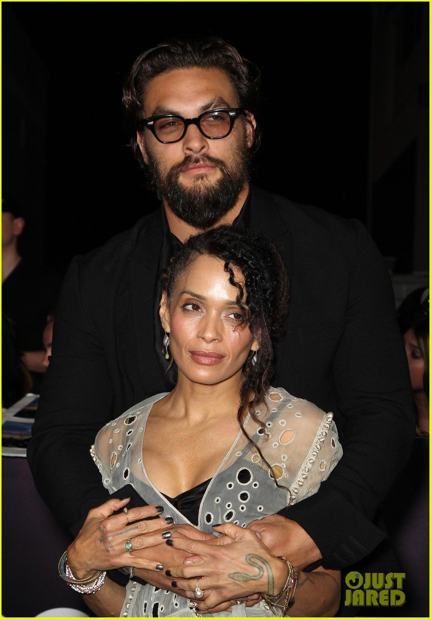 Zoe Kravitz Gets Support from Mom Lisa Bonet & Step-Dad Jason Momoa at ...