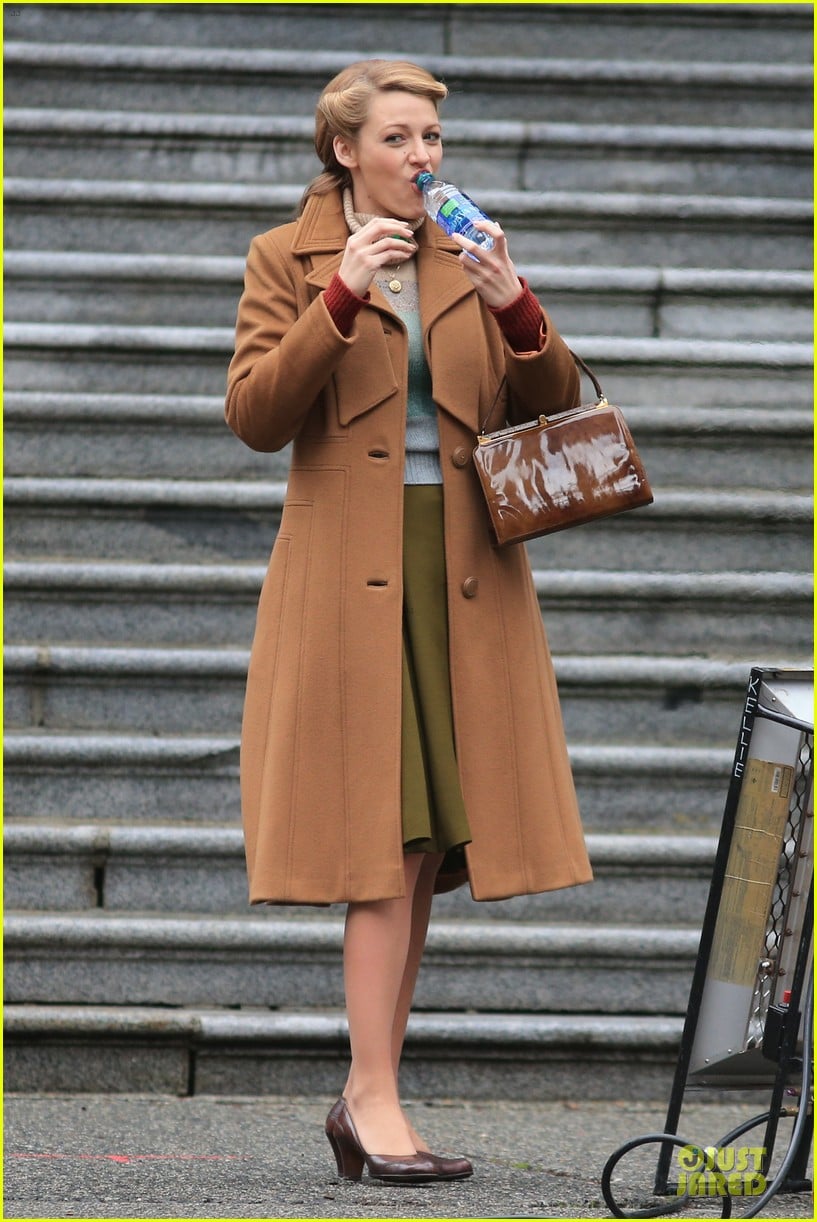 Blake Lively Gets Serious Reading Done For 'Age of Adaline'!: Photo ...