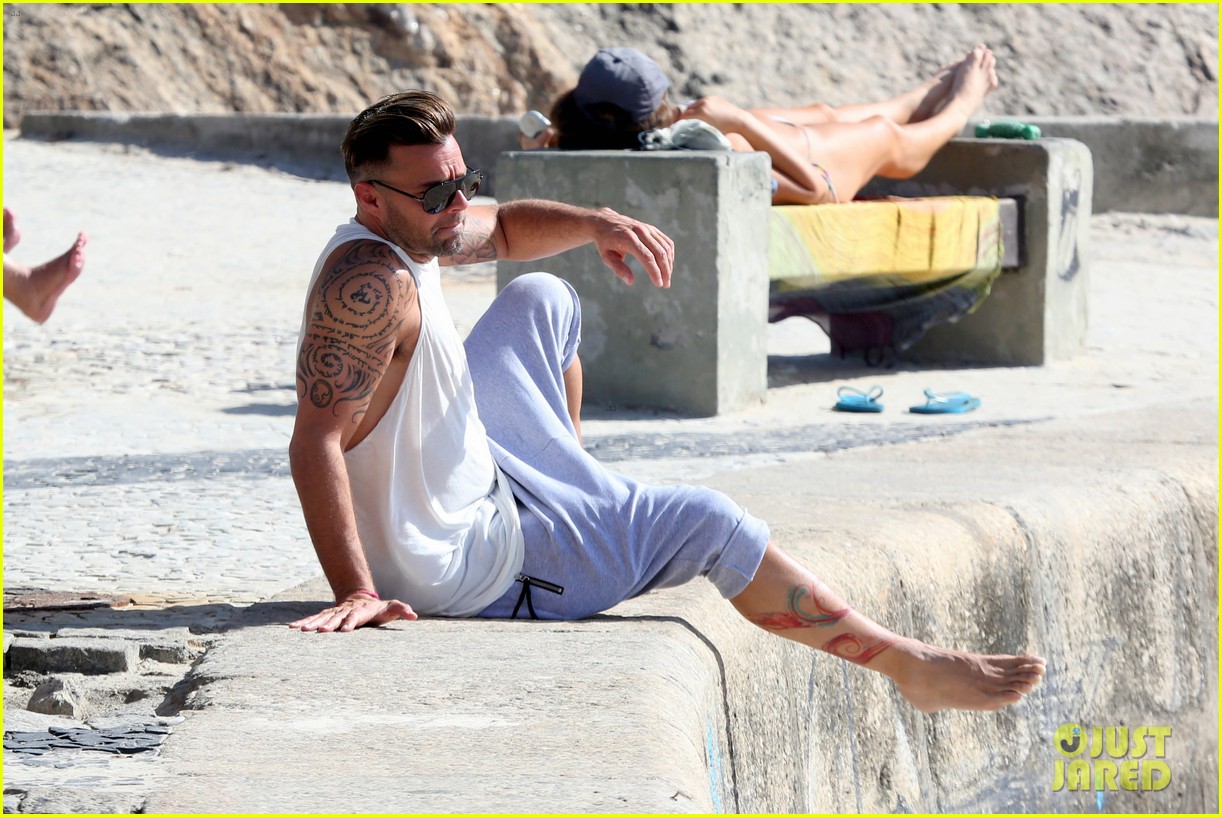 Ricky Martin Films Music Video for World Cup Song 'Vida' in Rio!: Photo ...