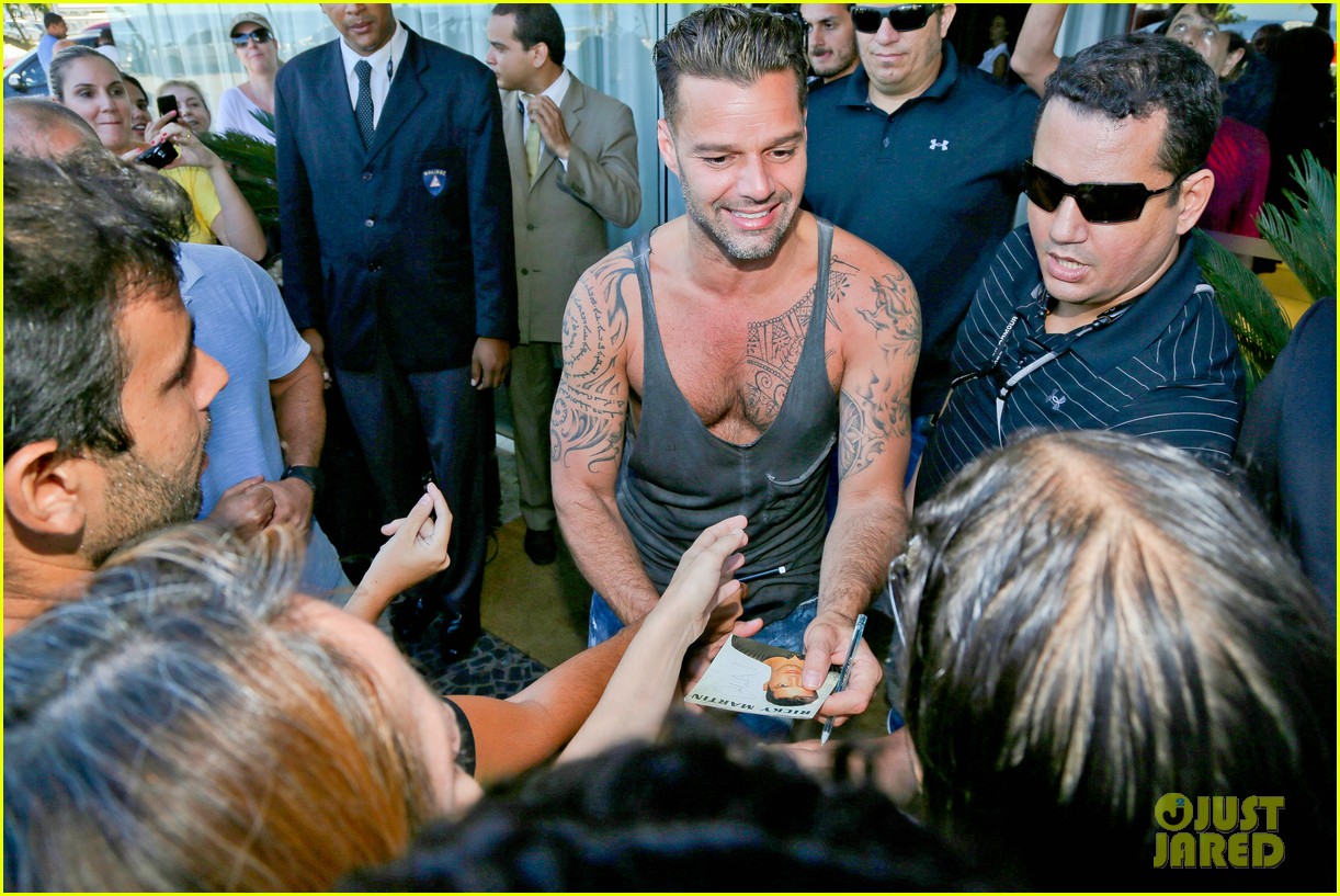 Ricky Martin Films Music Video for World Cup Song 'Vida' in Rio!: Photo ...