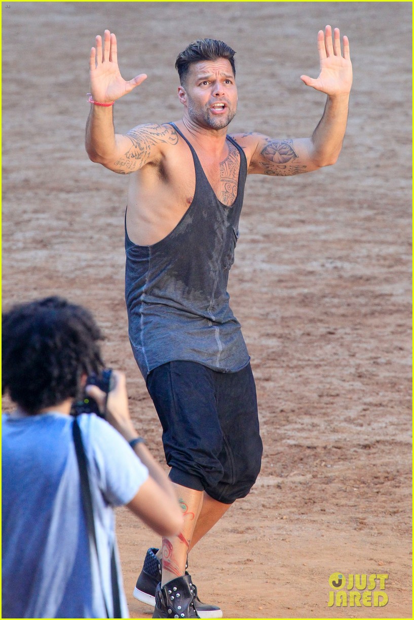 Ricky Martin Films Music Video for World Cup Song 'Vida' in Rio!: Photo ...