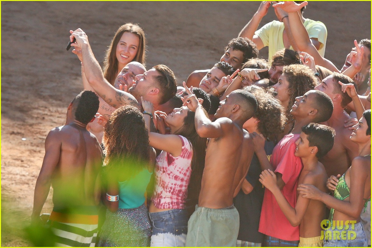 Ricky Martin Films Music Video for World Cup Song 'Vida' in Rio!: Photo ...