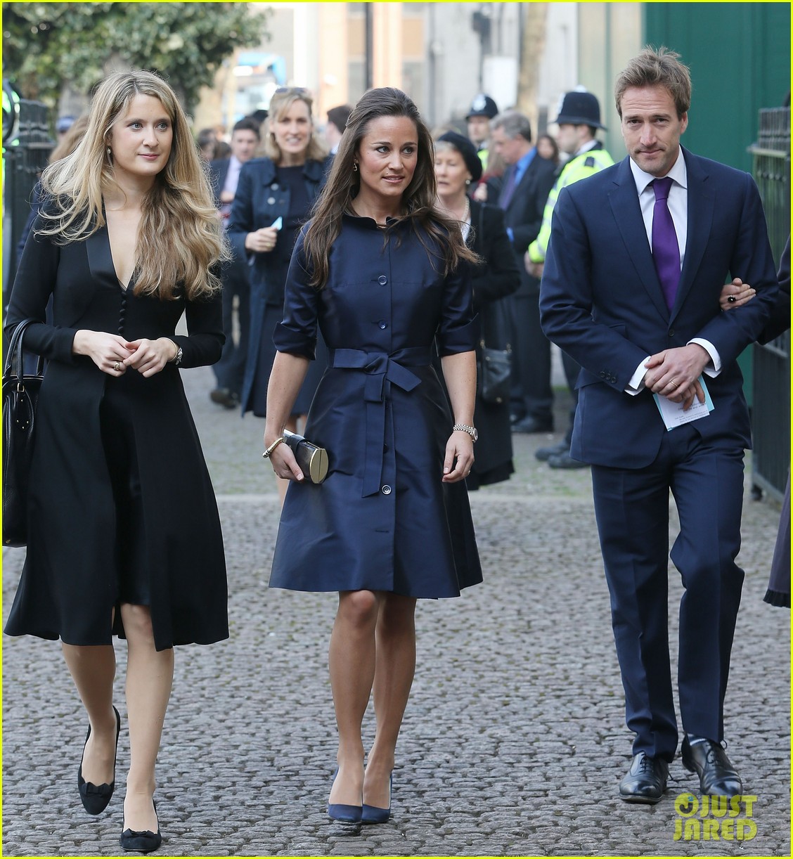 Sienna Miller & Pippa Middleton Attend Memorial Service for Sir David ...