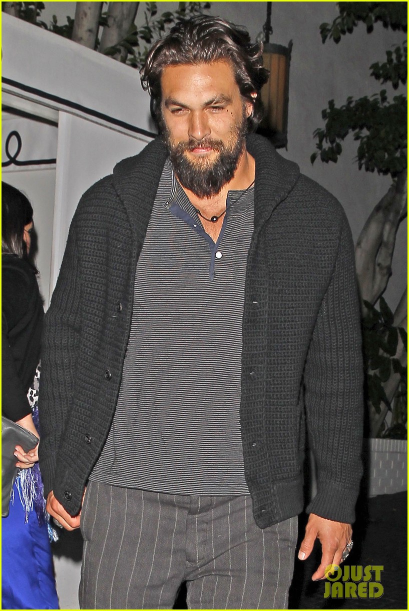 Jason Momoa Gets Admired by Betty White - Watch Now!: Photo 3066685 ...