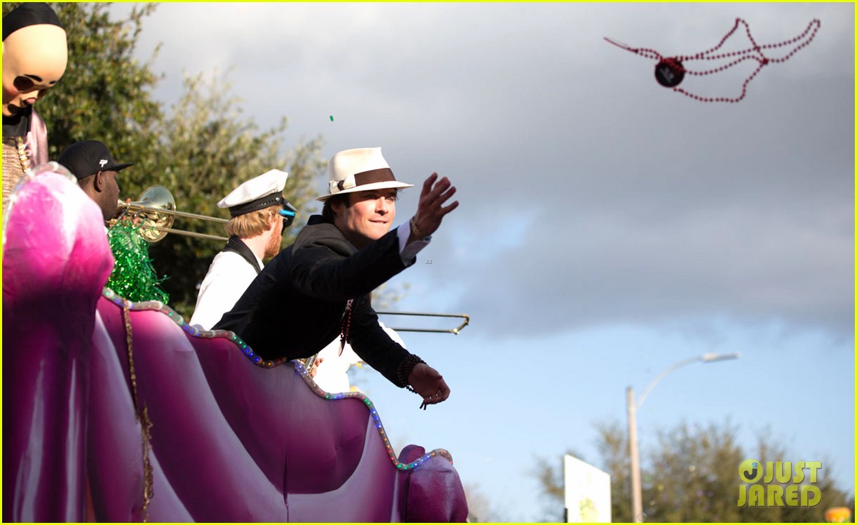 Ian Somerhalder & Norman Reedus Throw Mardi Gras Beads in New Orleans ...