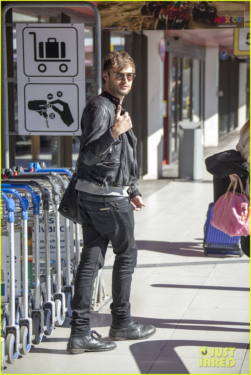 Emma Watson & Douglas Booth Arrive in Berlin for 'Noah' Premiere ...