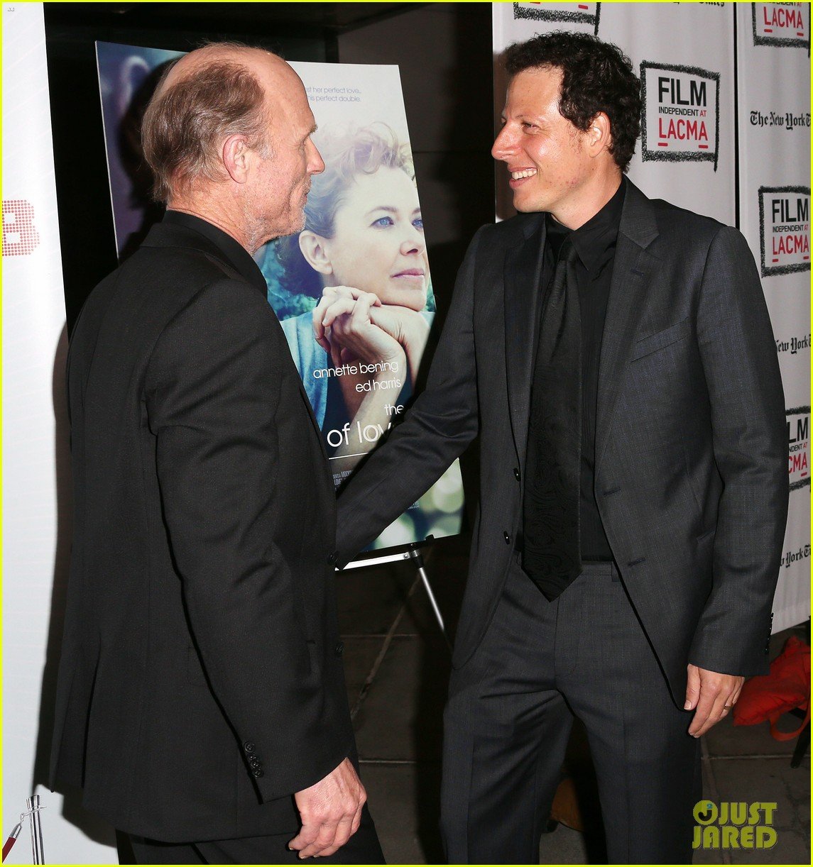 Jess Weixler & Annette Bening: 'The Face of Love' Screening!: Photo ...