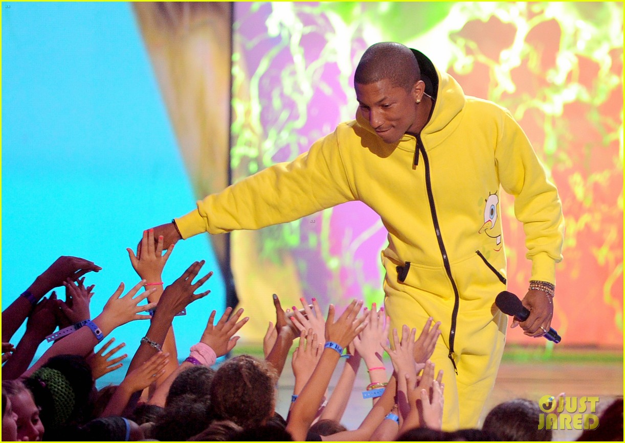 Pharrell Williams Gets Slimed at Kids' Choice Awards 2014!: Photo ...