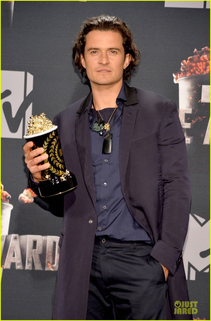 Orlando Bloom WINS Best Fight at MTV Movie Awards 2014: Photo 3091389 ...