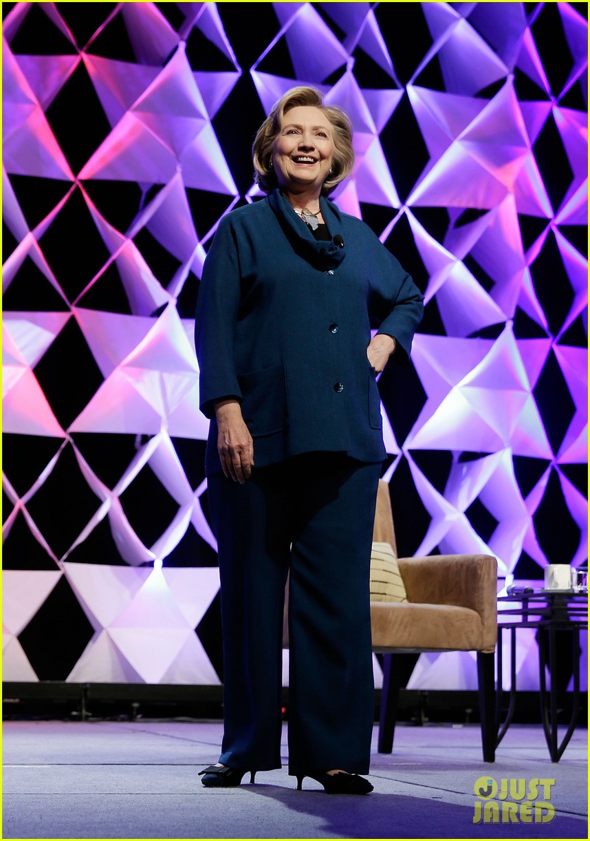 Woman Throws Shoe at Hillary Clinton - WATCH NOW!: Photo 3088582 ...