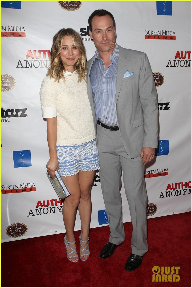 Kaley Cuoco Hits the Premiere of 'Authors Anonymous' with Sister Briana ...