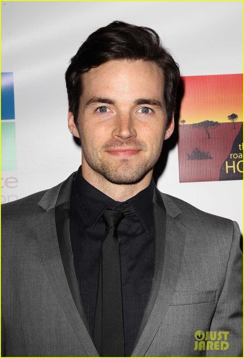 Brant Daugherty & Ian Harding Support a Good Cause at the Road To Hope ...