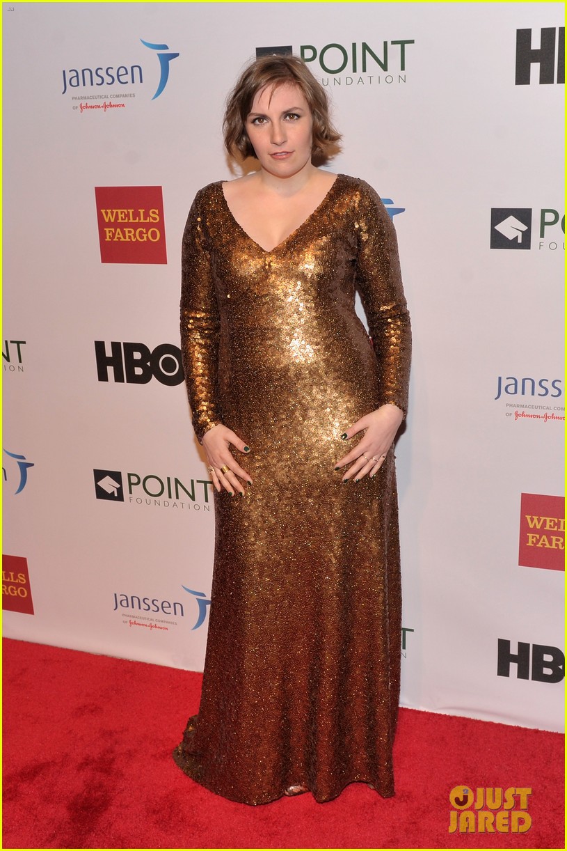 Lena Dunham & Andrew Rannells Share Kiss at Point Honors New York Gala ...