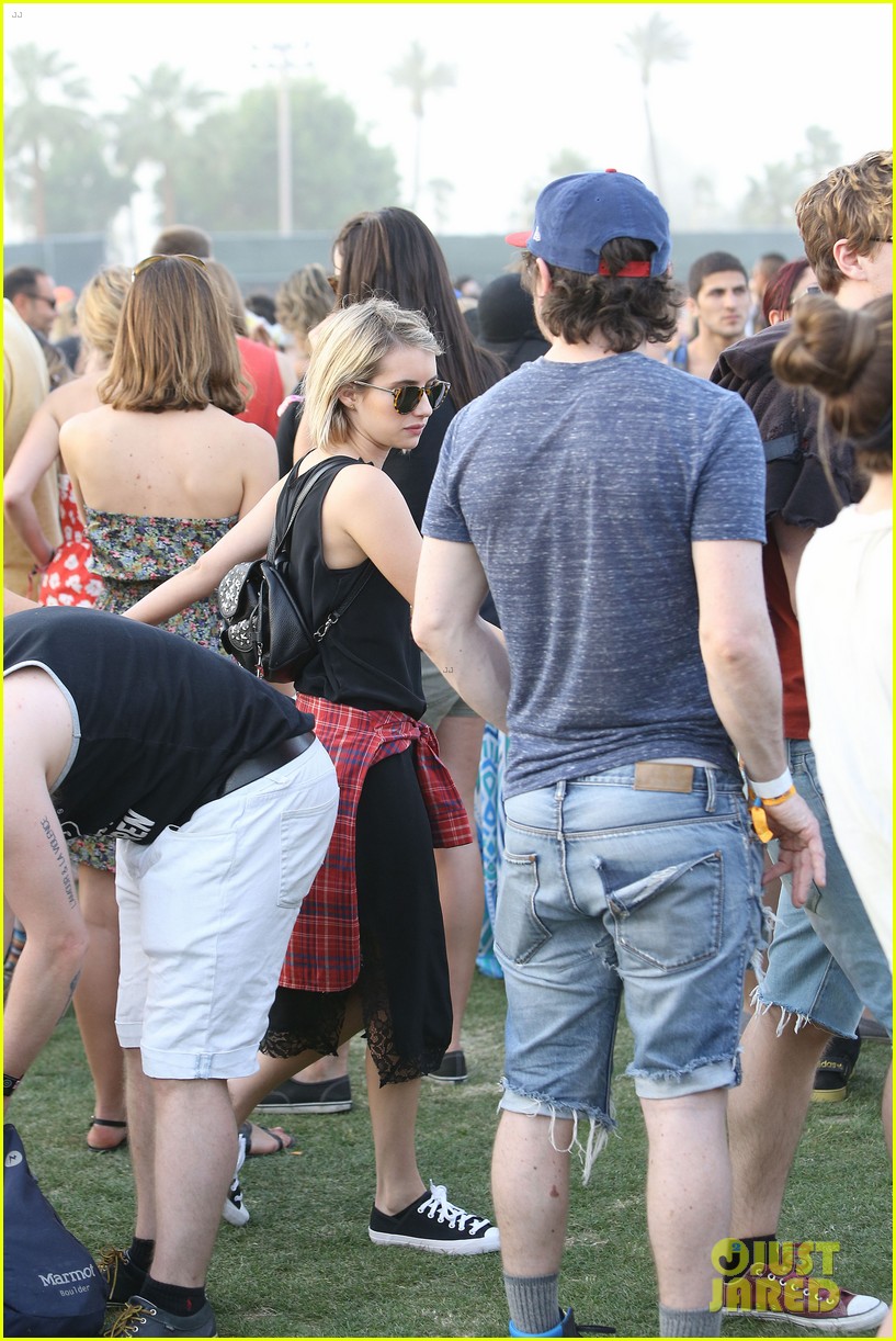 Emma Roberts & Evan Peters Are Inseparable at Coachella 2014: Photo ...