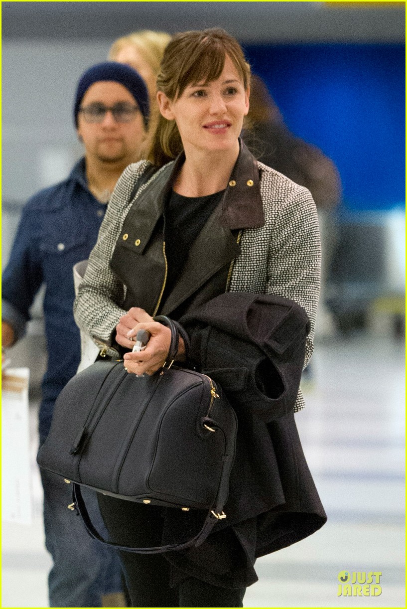 Jennifer Garner Loved Being in Cleveland for 'Draft Day'!: Photo ...