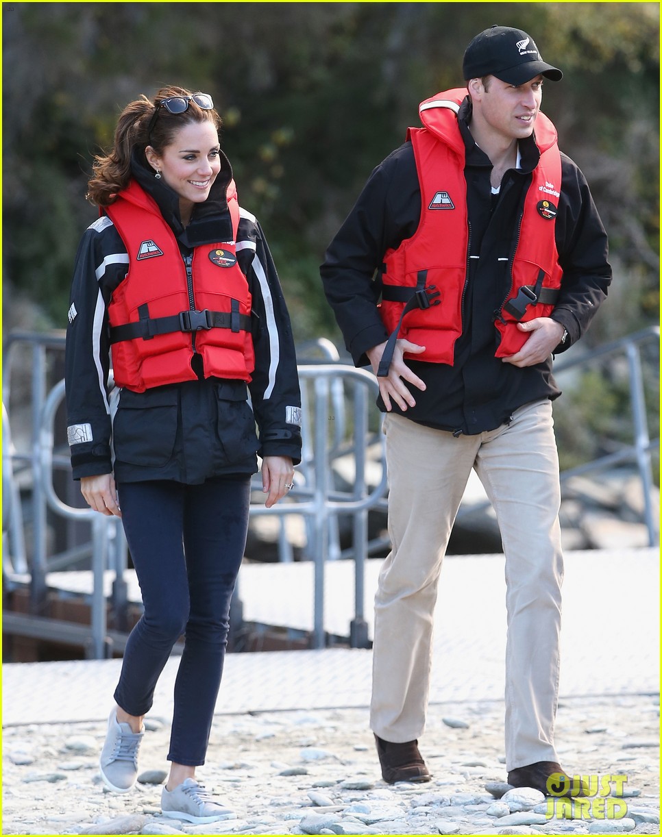 Kate Middleton & Prince William Continue Busy Sunday with Speed Boat ...