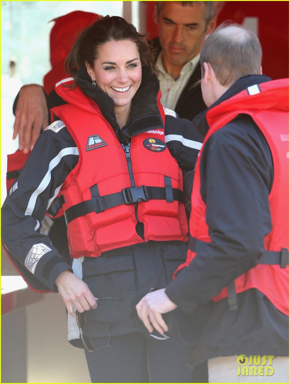 Kate Middleton & Prince William Continue Busy Sunday with Speed Boat ...