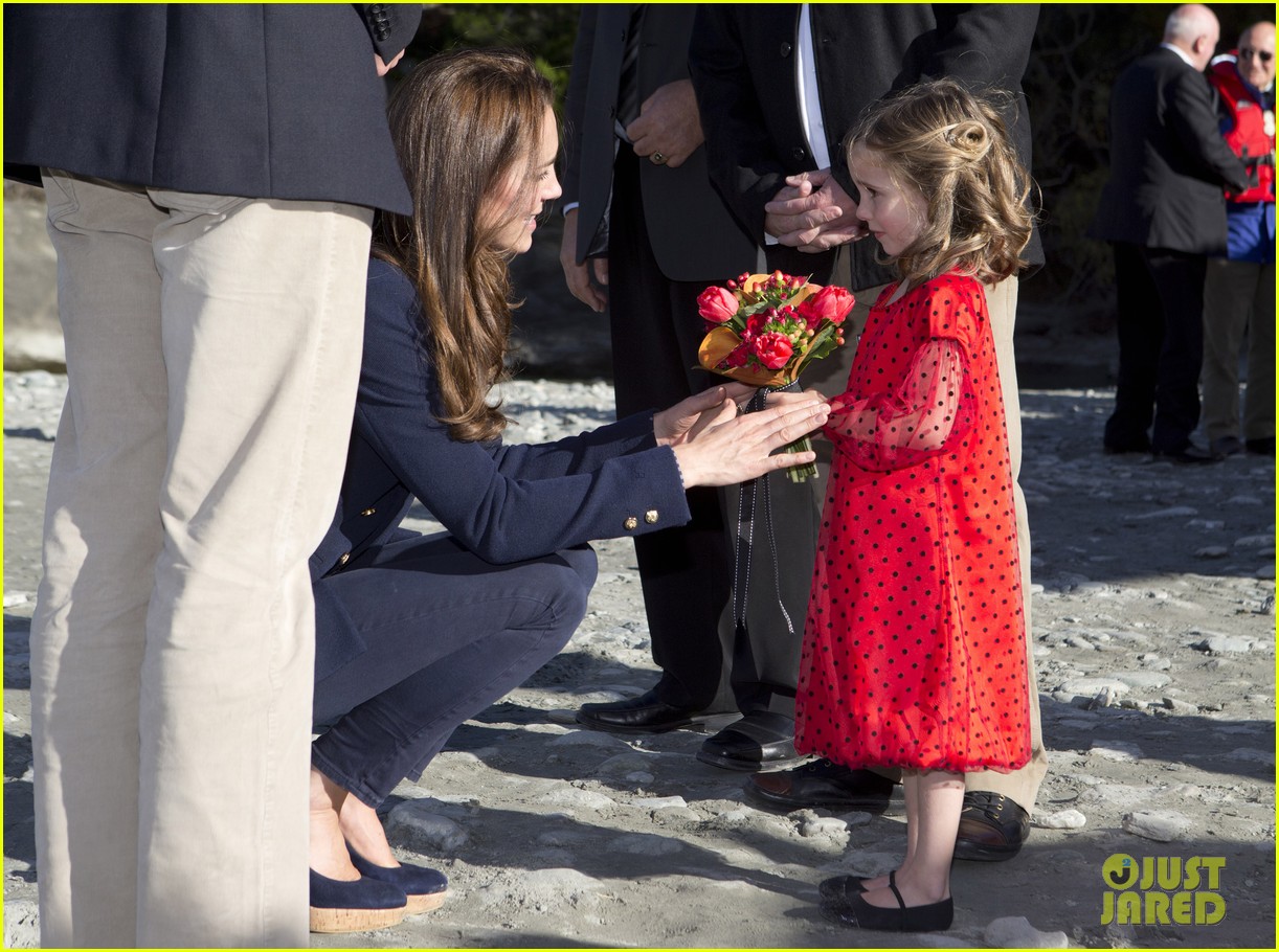 Kate Middleton & Prince William Continue Busy Sunday with Speed Boat ...