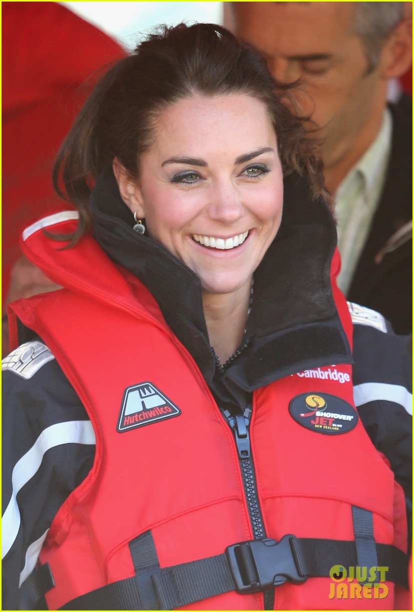 Kate Middleton & Prince William Continue Busy Sunday with Speed Boat ...