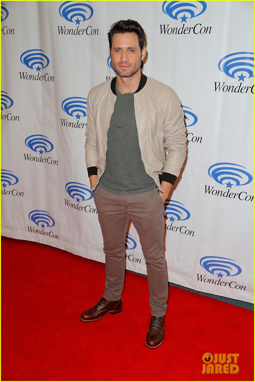 Olivia Munn Attends WonderCon with Her Hunky 'Evil' Co-Stars!: Photo ...