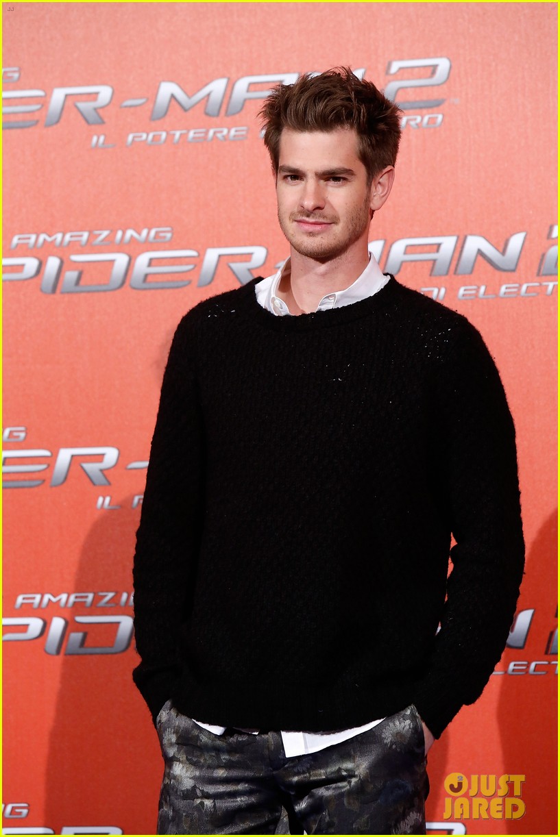 Emma Stone Braids Her Hair for 'Spider-Man 2' Rome Photo Call: Photo ...