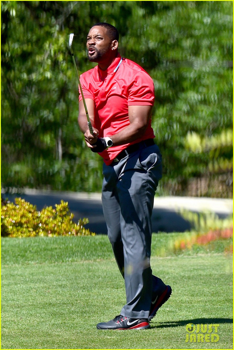 Will Smith Makes Funny Faces During Calabasas Golf Session: Photo ...