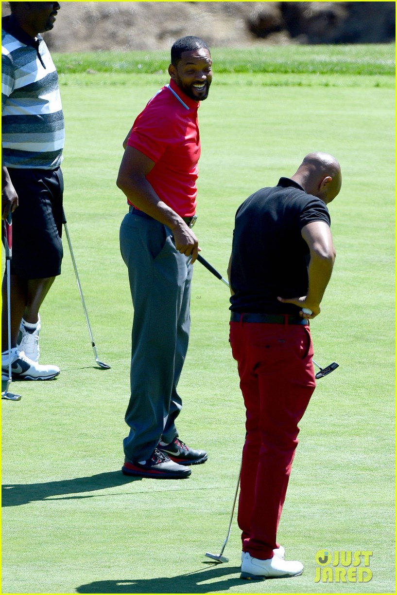 Will Smith Makes Funny Faces During Calabasas Golf Session: Photo ...