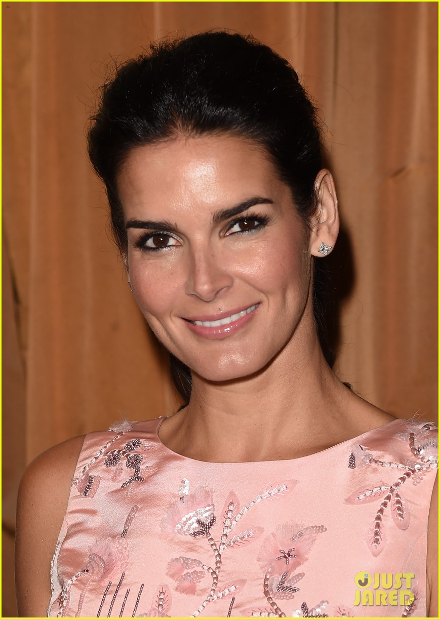 Reese Witherspoon Mingles with a Princess at Colleagues' Spring ...