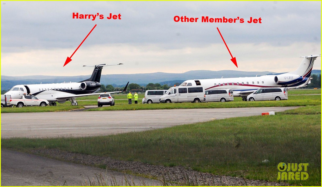 One Direction Jets Off to Ireland for Three-Day Concert Stint!: Photo ...