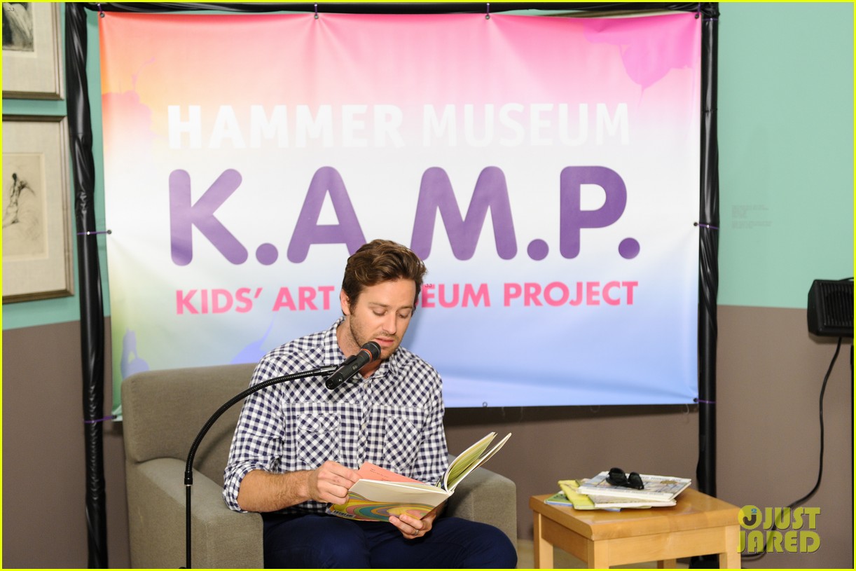 Jessica Alba Makes It a Family Affair at the Hammer Museum!: Photo ...