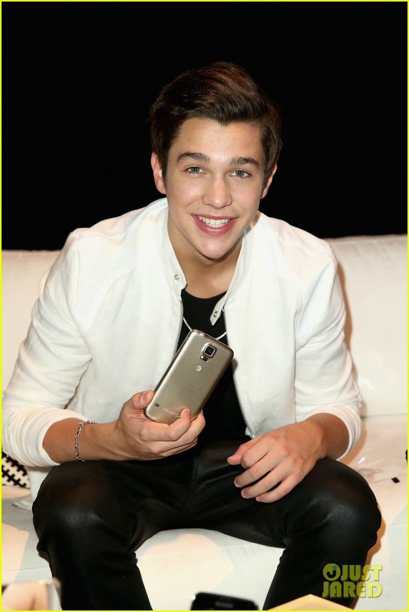 Austin Mahone & Aubrey Peeples Hit Up Billboard Music Awards 2014 ...