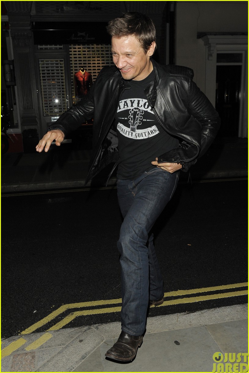 Emily Blunt & John Krasinski Hit the Town with Chris Martin & Jeremy ...