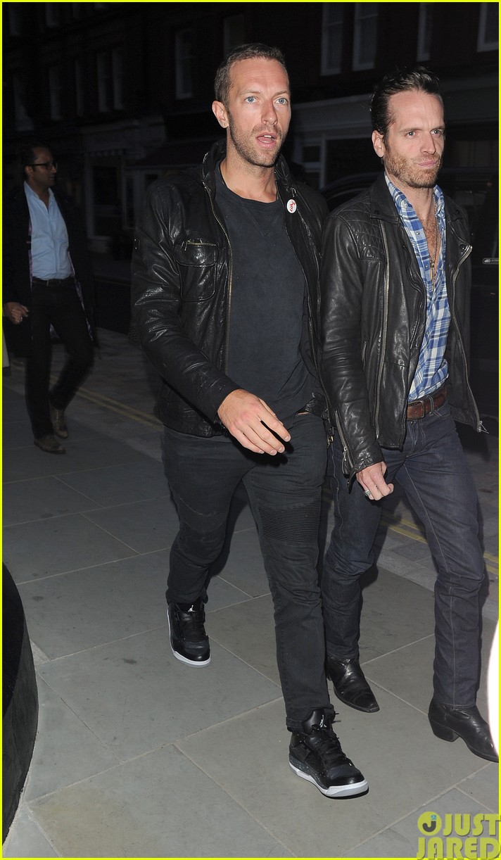 Emily Blunt & John Krasinski Hit the Town with Chris Martin & Jeremy ...