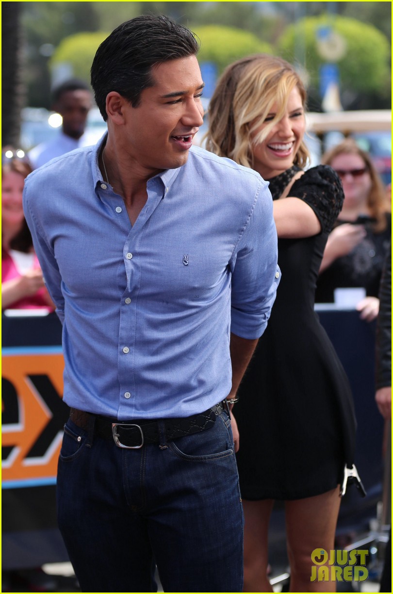 Sophia Bush Handcuffs Mario Lopez During 'Extra' Interview!: Photo ...