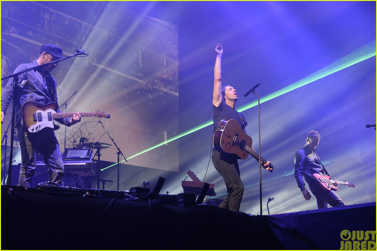 Coldplay & Pharrell Bring 'Happy' to BBC Radio 1's Big Weekend!: Photo ...