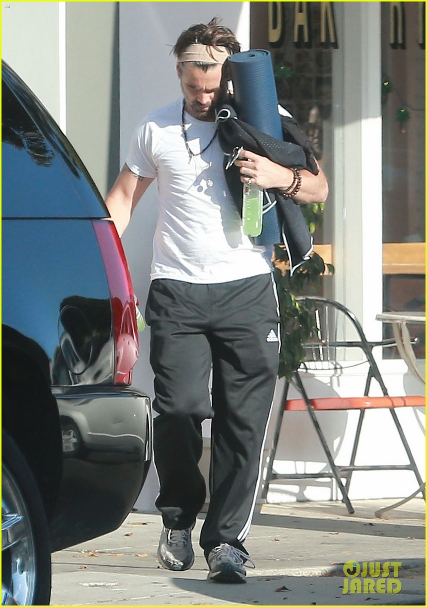 Colin Farrell Kisses Jessica Chastain in New 'Miss Julie' Still!: Photo ...