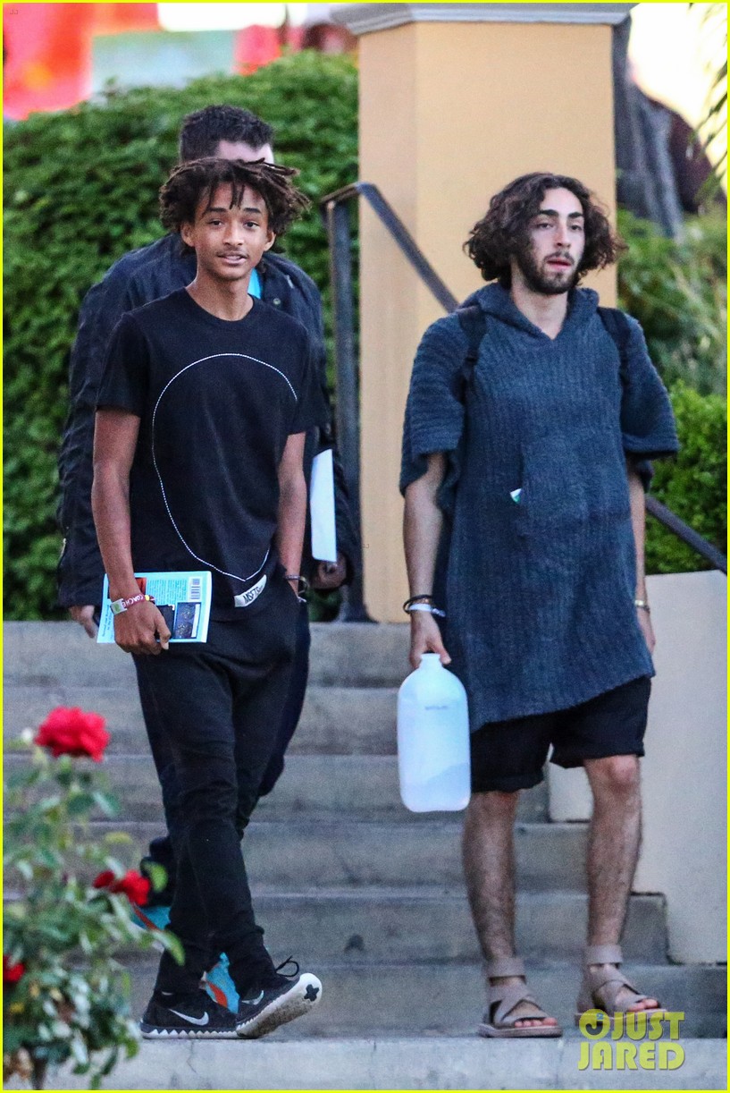 Jaden Smith's Dad Will Smith Helps Fan Announce Her Pregnancy - See the ...
