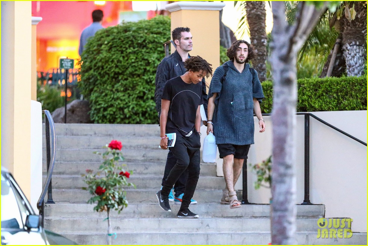 Jaden Smith's Dad Will Smith Helps Fan Announce Her Pregnancy - See the ...