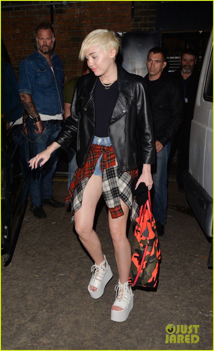 Miley Cyrus Rocks Out at American Hi-Fi Concert in London!: Photo ...