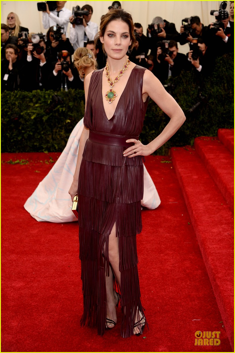 Michelle Monaghan & Amber Valletta Rock Plunging Necklines at Met Ball ...