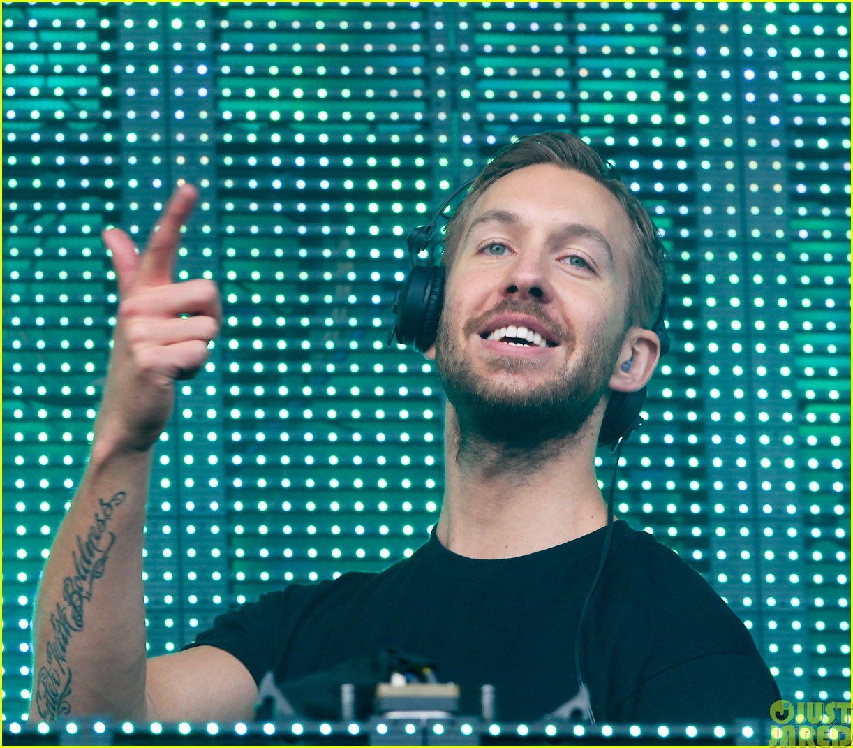 Rita Ora & Calvin Harris Hit the Stage at BBC Radio 1's Big Weekend ...