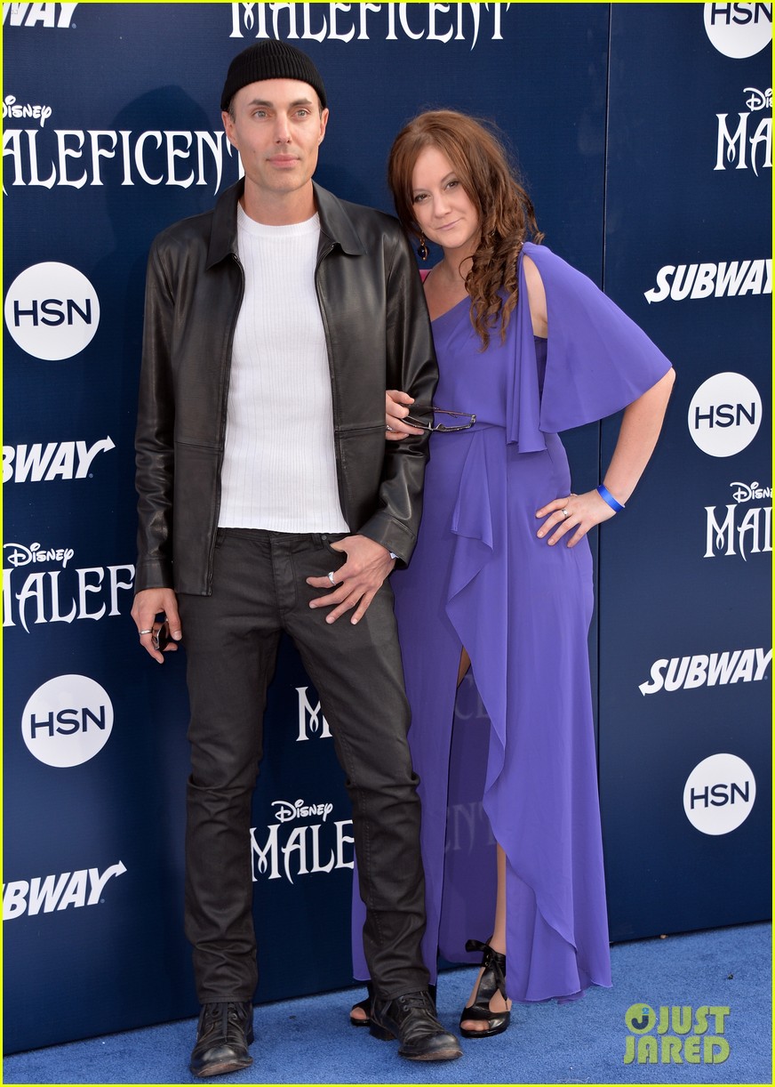 Maddox Jolie-Pitt Looks Very Dapper as He Supports Mom Angelina Jolie ...