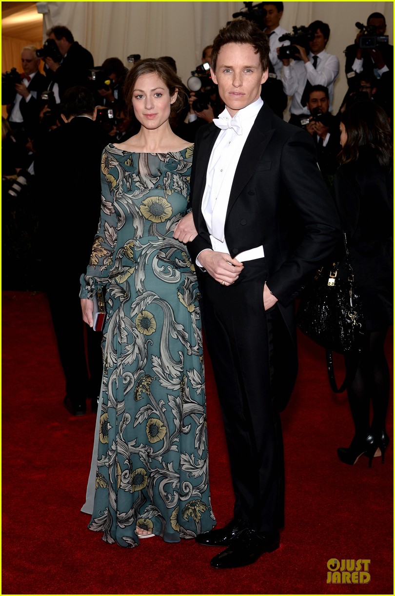 Eddie Redmayne Girlfriend