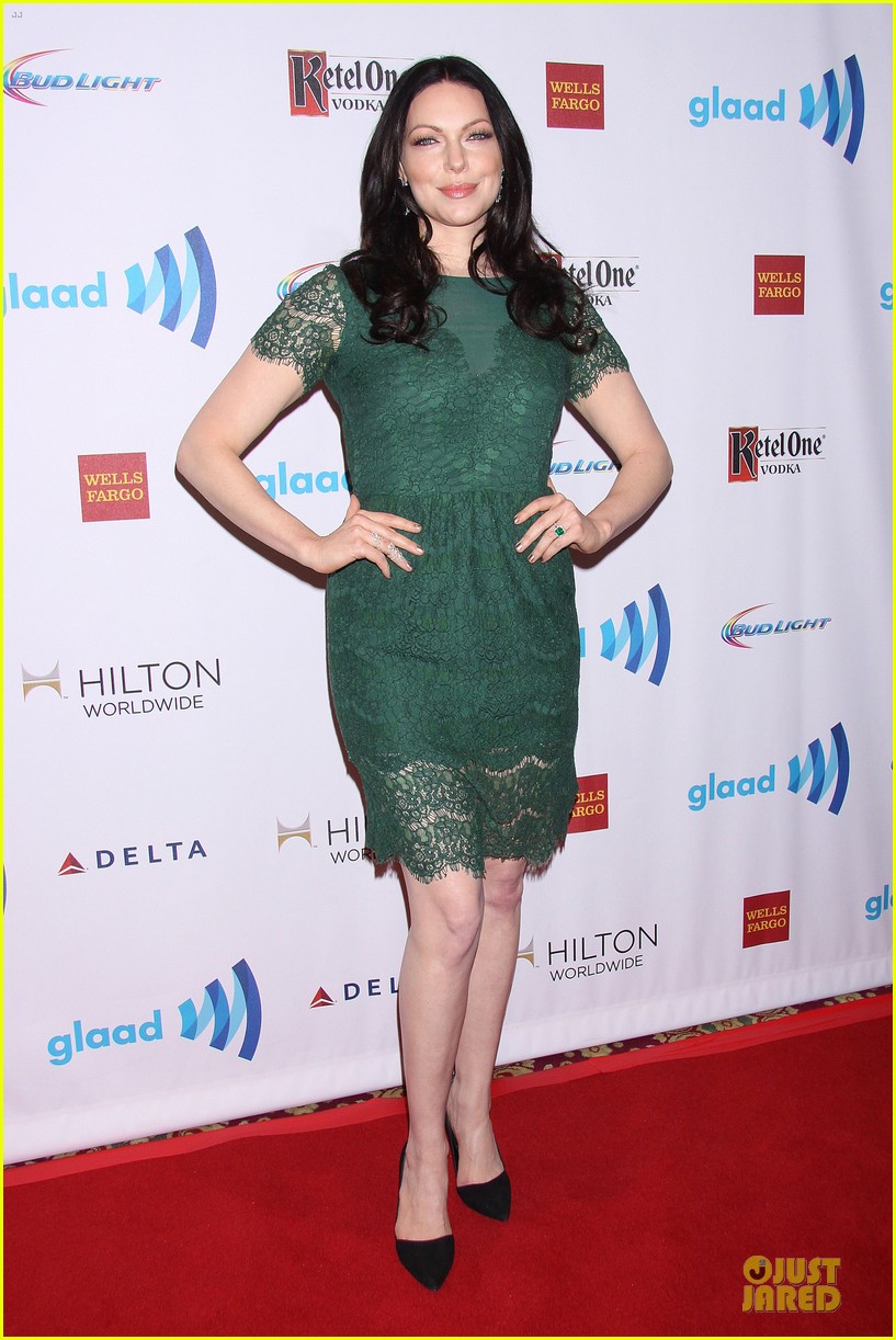 Emmy Rossum & Naomi Watts Stand Out with Fuschia at GLAAD Media Awards ...