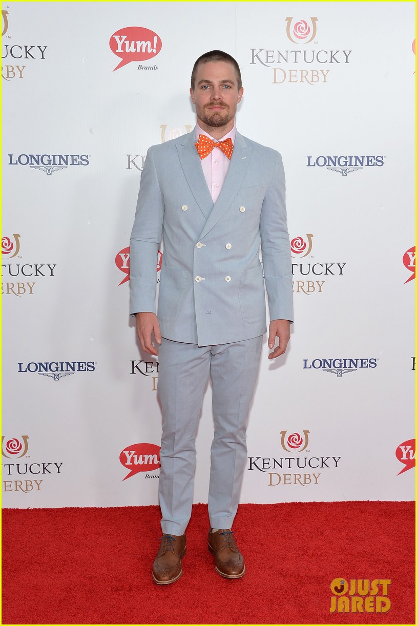 Stephen Amell & Josh Henderson Are All About Colorful Patterns at the ...