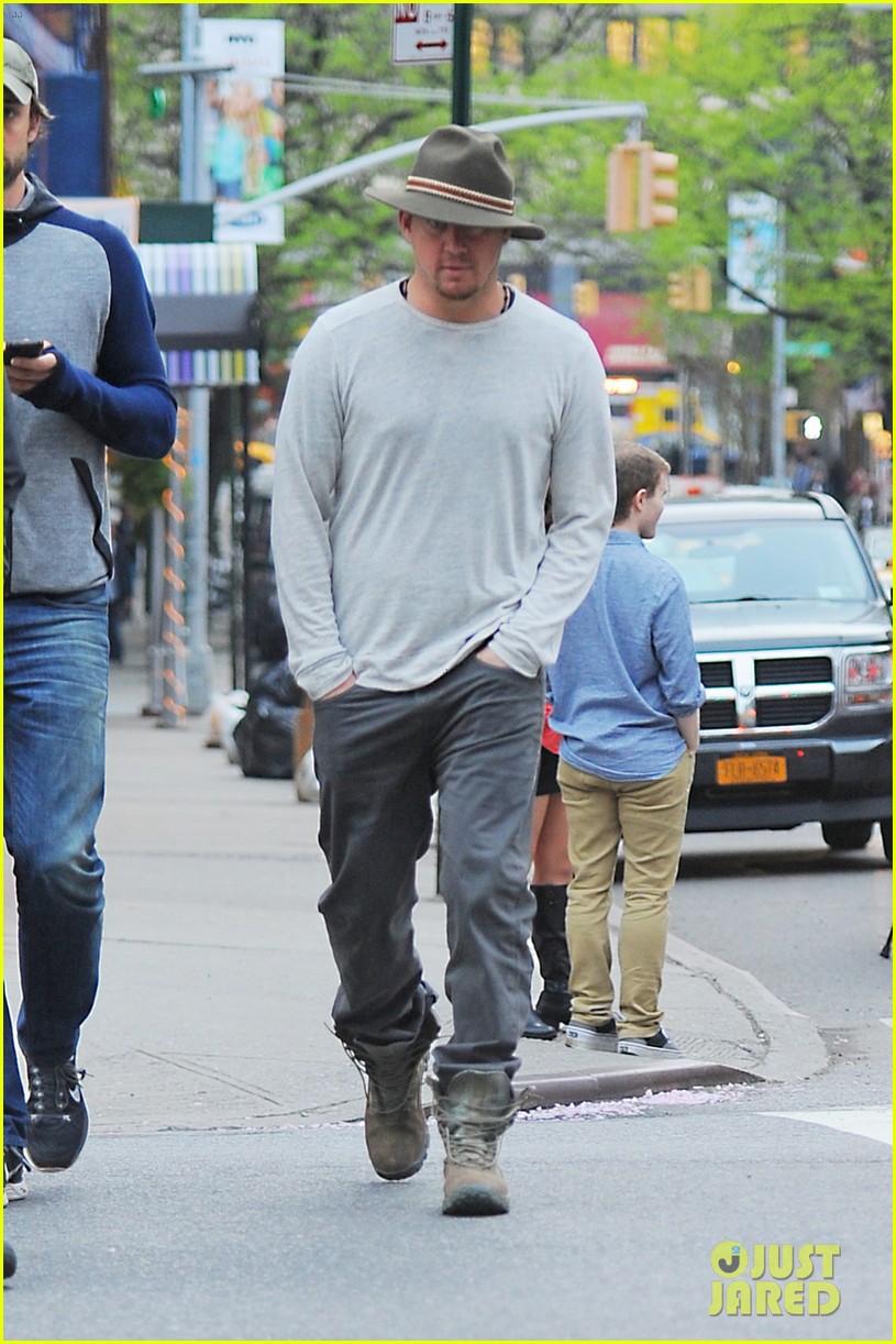 Channing Tatum Hangs Out in New York, Jenna Dewan Attends A&E Upfronts ...