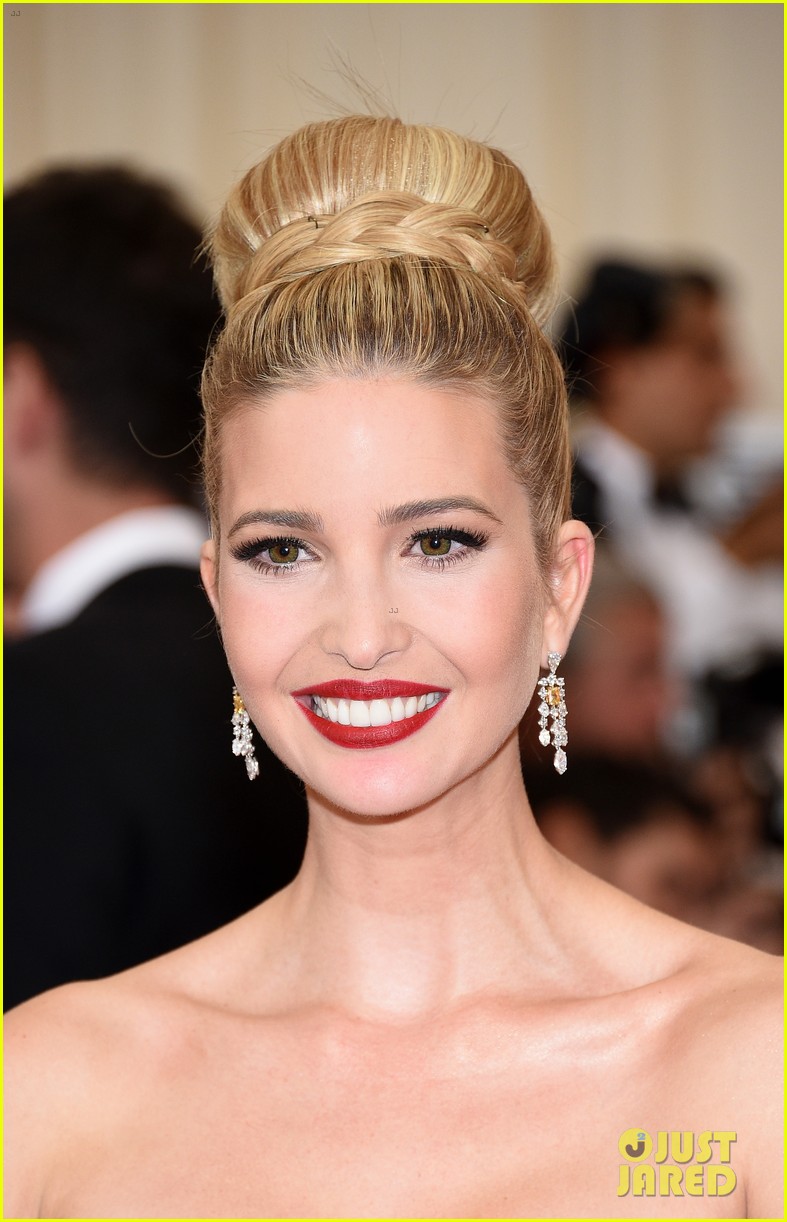 Ivanka Trump Is a Green Goddess with Hubby Jared Kushner at Met Ball ...